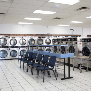 Gallery | Deluxe Laundry Service